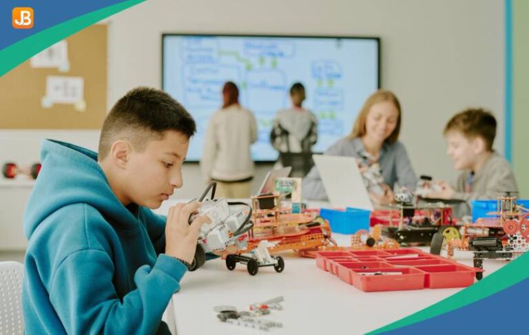 Best STEM Summer Camps for Kids: Robotics, Coding, and Science Adventures - Jumbula Blog